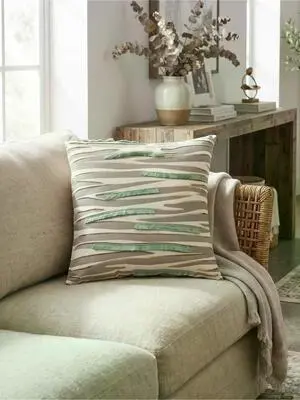 L'OCA NERA Fringe-detail Abstract-pattern Cushion - Neutrals