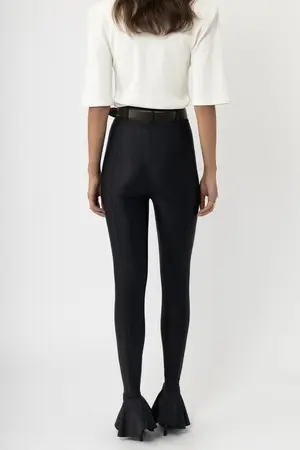 Arakii Shiny Ruffle Tights