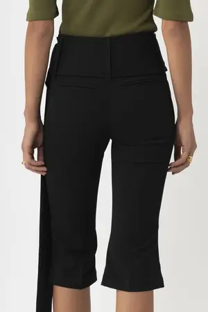 Arakii High Waisted Capri Pants