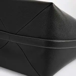 TOTEME Medium Tote Bag In Grained Leather - Black