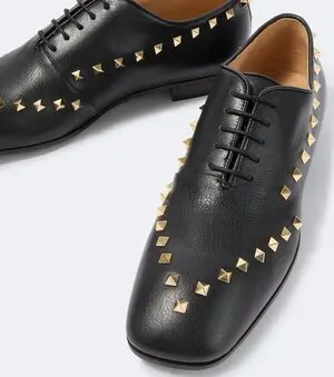 Valentino Garavani Rockstud Leather Oxford Shoes