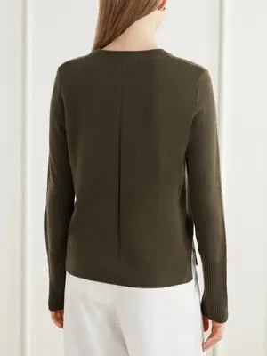 LA LIGNE Solid Lean Lines Cashmere Sweater