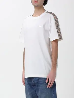 Burberry T-shirt Colour