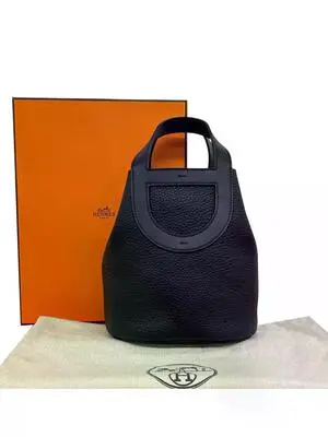 Hermès 2015-2026 Clemence And Swift In The Loop 18 Handbag - Black