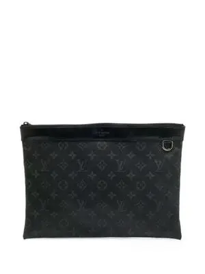 LOUIS VUITTON Discovery Monogram-eclipse Pochette - Black