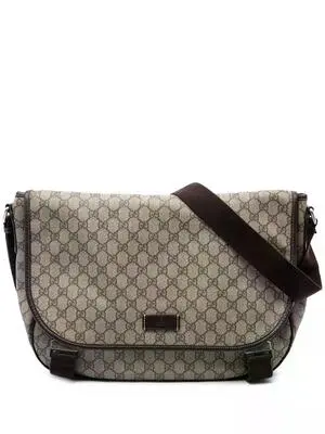 Gucci 2016-2026 Gg Supreme Messenger Bag Crossbody Bag - Neutrals