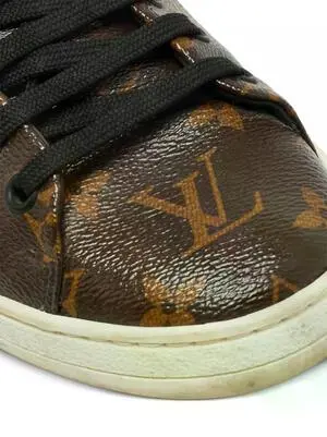 LOUIS VUITTON Frontrow Monogram Sneakers