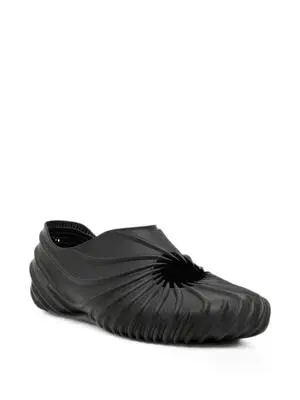 ALIVEFORM Dermis Sneakers