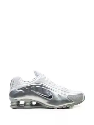 Nike Shox R4 Sneakers