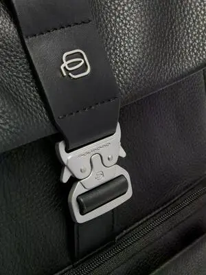 PIQUADRO Buckle-fastening Pebbled-leather Backpack
