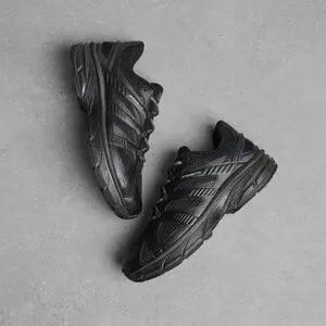 ANIMA Atomic Sneaker