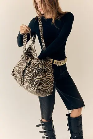 Free People Wild Thing Tote At - Zebra