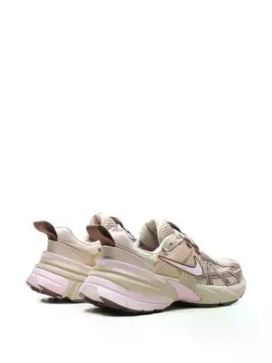 Nike V2k Run Panelled Sneakers