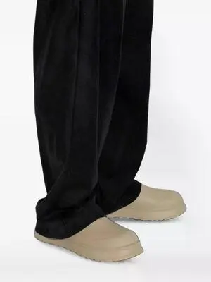 UGG Tazz Molded Shoes