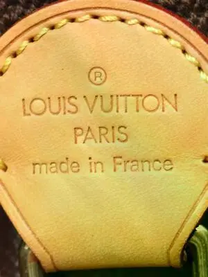 LOUIS VUITTON 2002 Monogram Reporter Pm Crossbody Bag