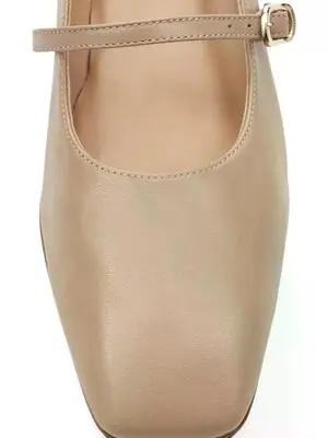LOTTUSSE Goya Leather Pumps