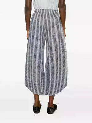 Issey Miyake Zig Zag-print Pleated Cropped Trousers