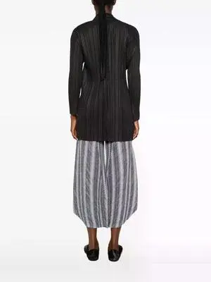 Issey Miyake Pleated Shawl-collar Jacket - Black
