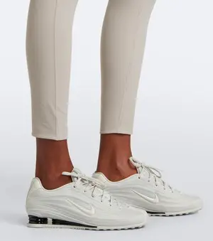 NIKESKIMS Studio Stretch Leggings