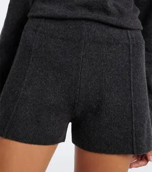 Jardin Des Orangers Wool And Cashmere Shorts