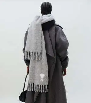AMI Paris De Coeur Fringe Scarf