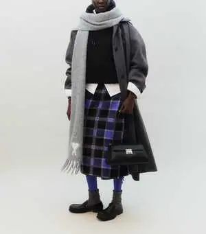 AMI Paris De Coeur Fringe Scarf