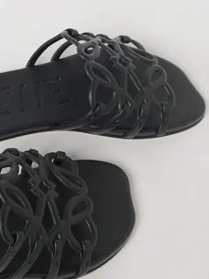Loewe Anagram Petal Low-heeled Mule Sandals In Smooth Calfskin Leather - Black