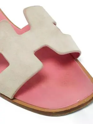 Hermès Oran Suede Sandals - Neutrals