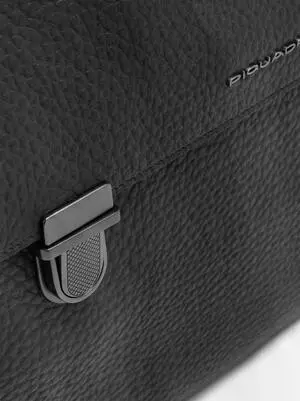 PIQUADRO Grained Briefcase