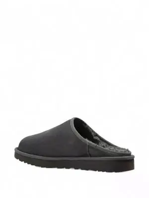 UGG Classic Slip-on Slippers