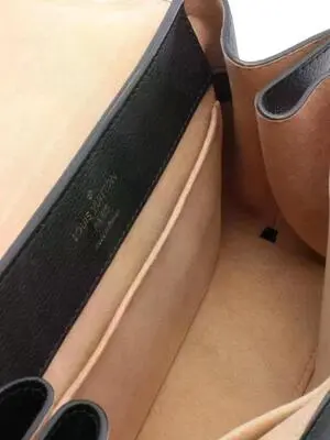 LOUIS VUITTON 2021s Lockme Ever Bb Tote Bag