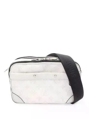 LOUIS VUITTON 2000s Taigarama Alpha Messenger Small Shoulder Bag - White