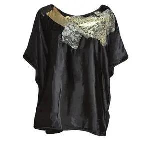 SANIYA KHAN Lace Medley Poncho