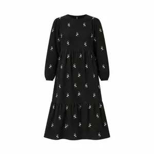 YUMI Long Sleeve Midi Dress With Floral Embroidery - Black
