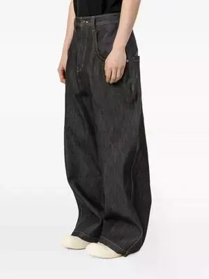 PROTOCOL INDEX Curved-seam Jeans