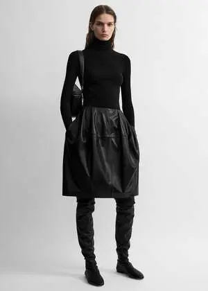 TOTEME Compact Jersey Turtleneck
