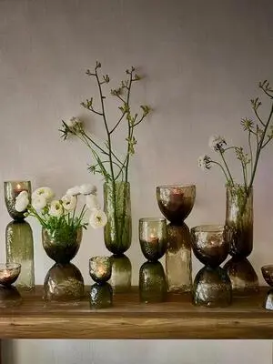 POMAX Diabolo Hourglass Vase