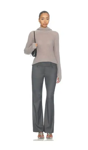 GEEL Rosa Sweater In . Also - Grey