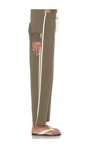 PERFECTWHITETEE Claud Travel Track Pant In . Also