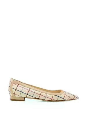 Manolo Blahnik Flat Pumps