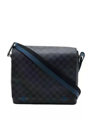 LOUIS VUITTON 2016 District Damier Graphite Messenger Bag - Black