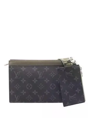 LOUIS VUITTON 2021-2026 Monogram Eclipse Gaston Wearable Wallet Shoulder Bag - Black
