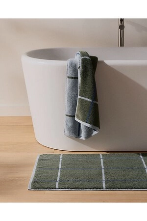 PARACHUTE Organic Plush Tub Mat - Thyme Windowpane