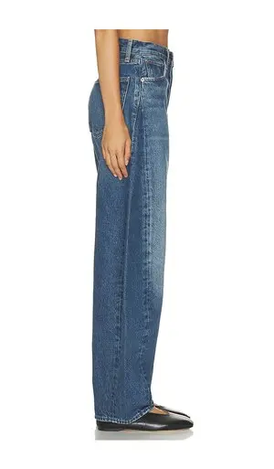 AGOLDE Luna Pieced Jean In . Also