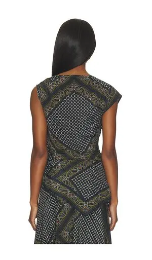 Veronica Beard Yvonne Top In . Also