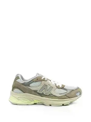 NEW BALANCE Panelled Mesh-insert Sneakers - Grey
