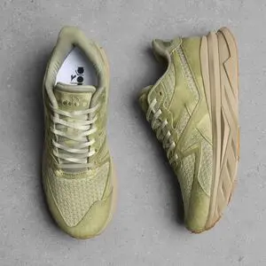 DIADORA V7000 Dip-dye Sneaker