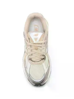 NEW BALANCE 2010 Low-top Sneakers