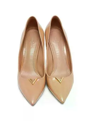LOUIS VUITTON Heart Breaker Pointed-toe Pumps