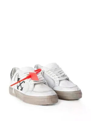 Off-White Vulc Low Sneakers